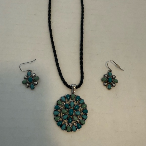 Chaps | Jewelry | Vintage Chaps Pendant Earrings Faux Turquoise Western ...
